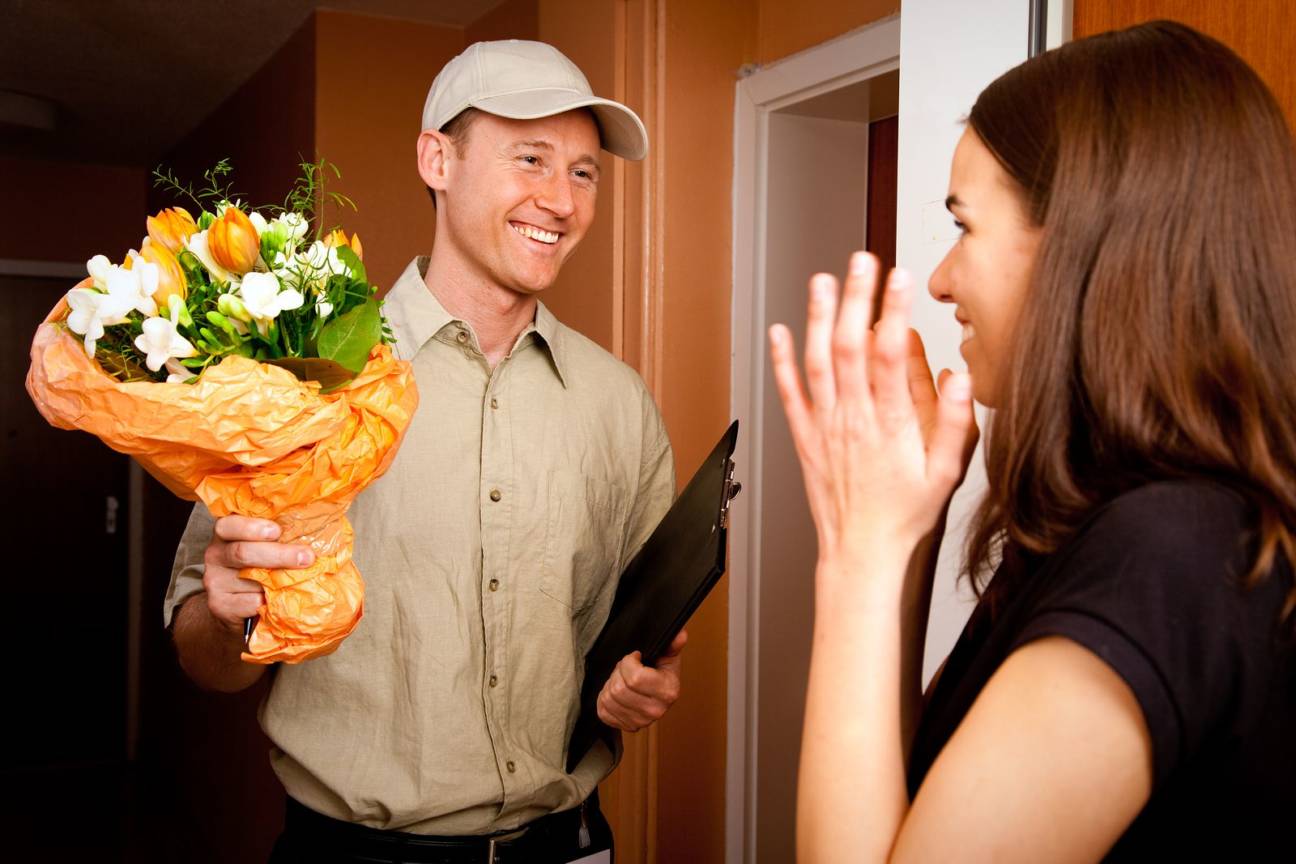 Persuasive Ways to Use a Flower Delivery for Winning a Woman's Heart ...